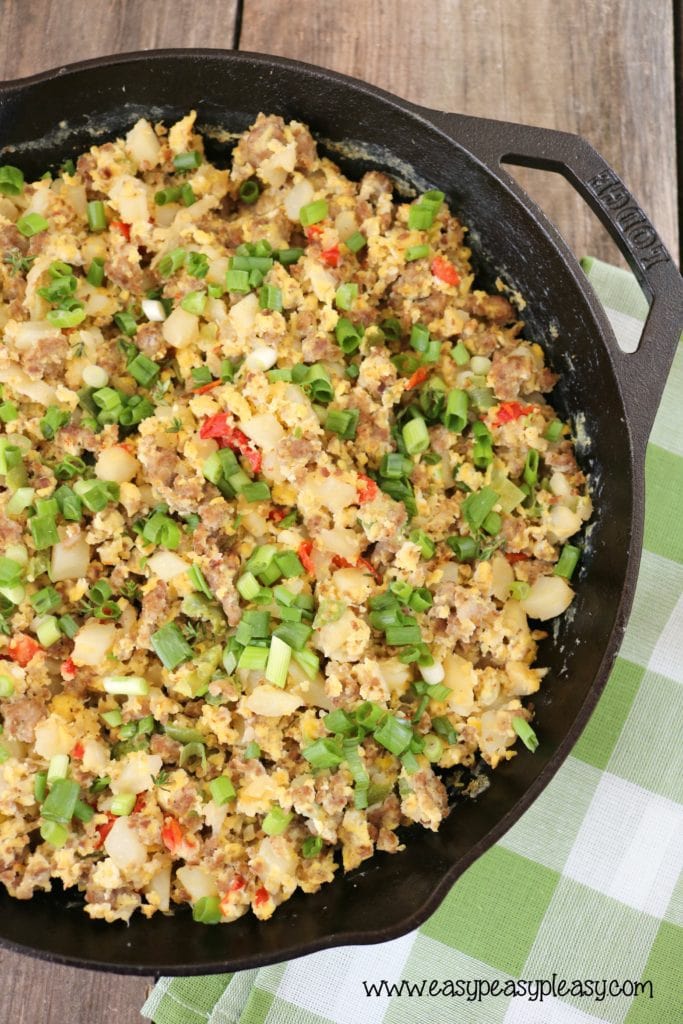 Momma's Satisfying One Pan Breakfast Skillet - Easy Peasy Pleasy